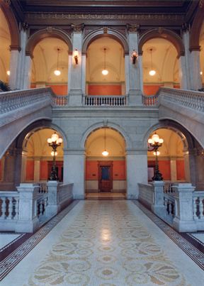 Locations Hub - Ohio Statehouse