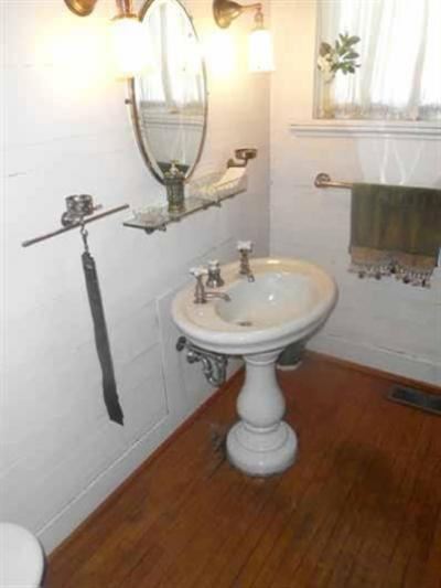 Locations Hub - Dillon House