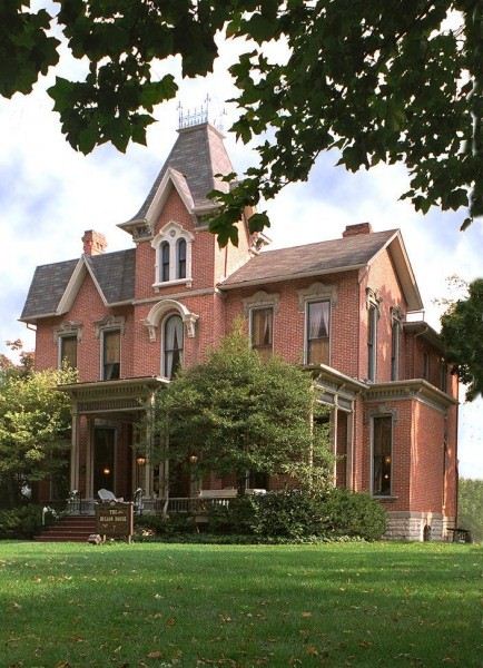 Locations Hub - Dillon House