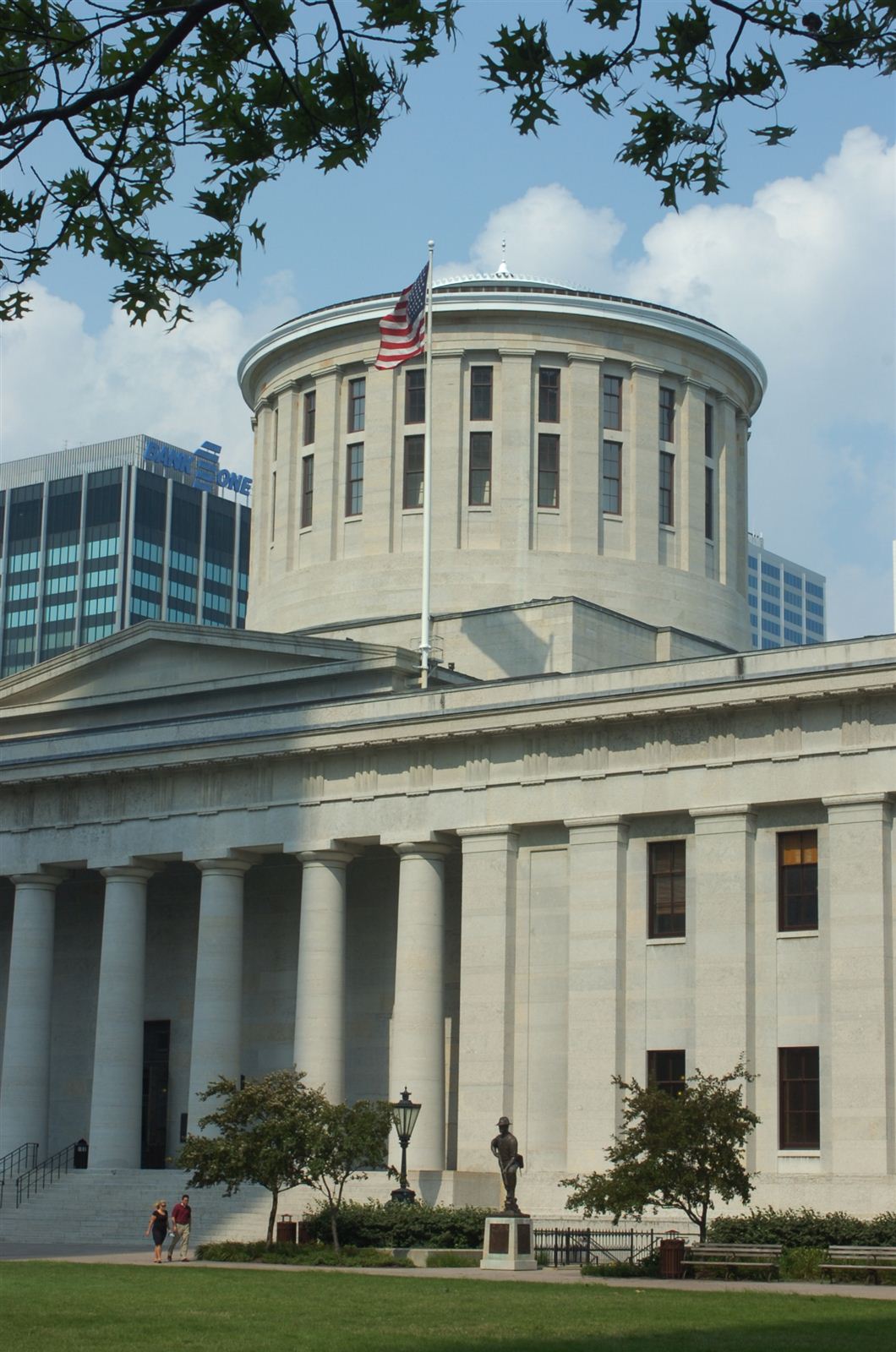 Locations Hub - Ohio Statehouse